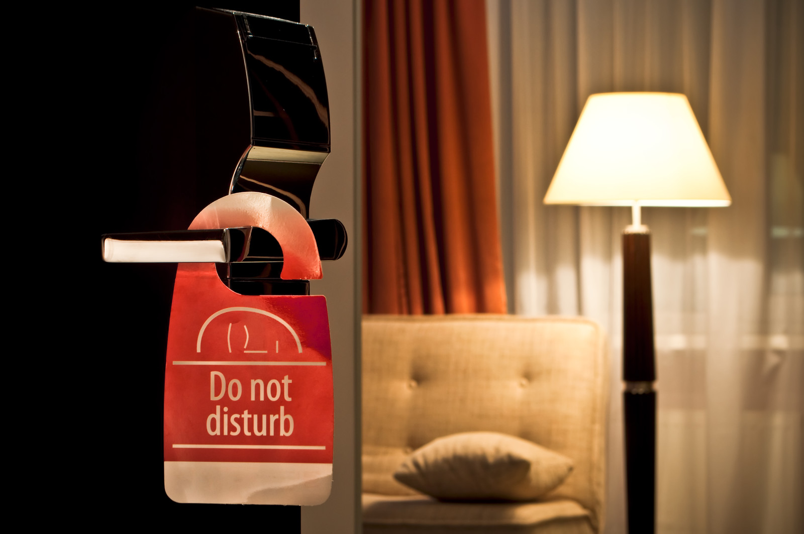 Disney Resorts Introduce New "Do Not Disturb" Policy For Hotel Rooms ...